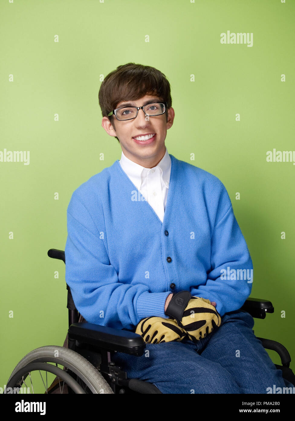 GLEE: Kevin McHale as Artie on GLEE, Fox Broadcasting Co. CR: Matthias ...