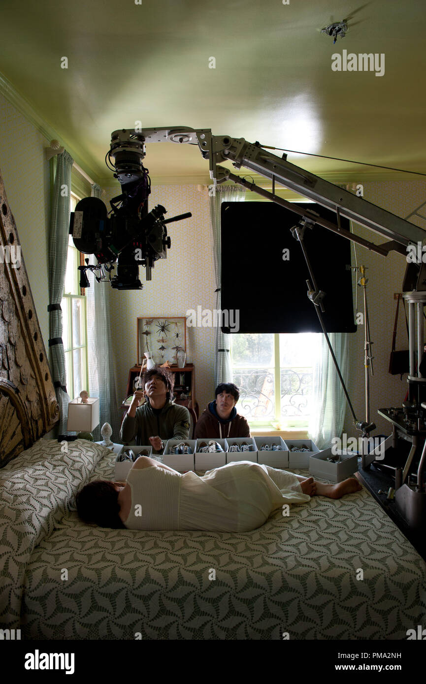 Mia Wasikowska on the set of STOKER Stock Photo - Alamy
