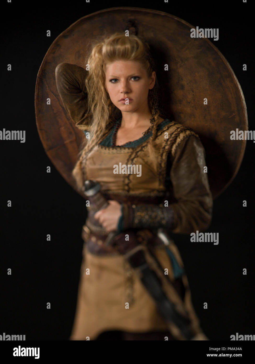 Katheryn Winnick Vikings High Resolution Stock Photography and Images ...