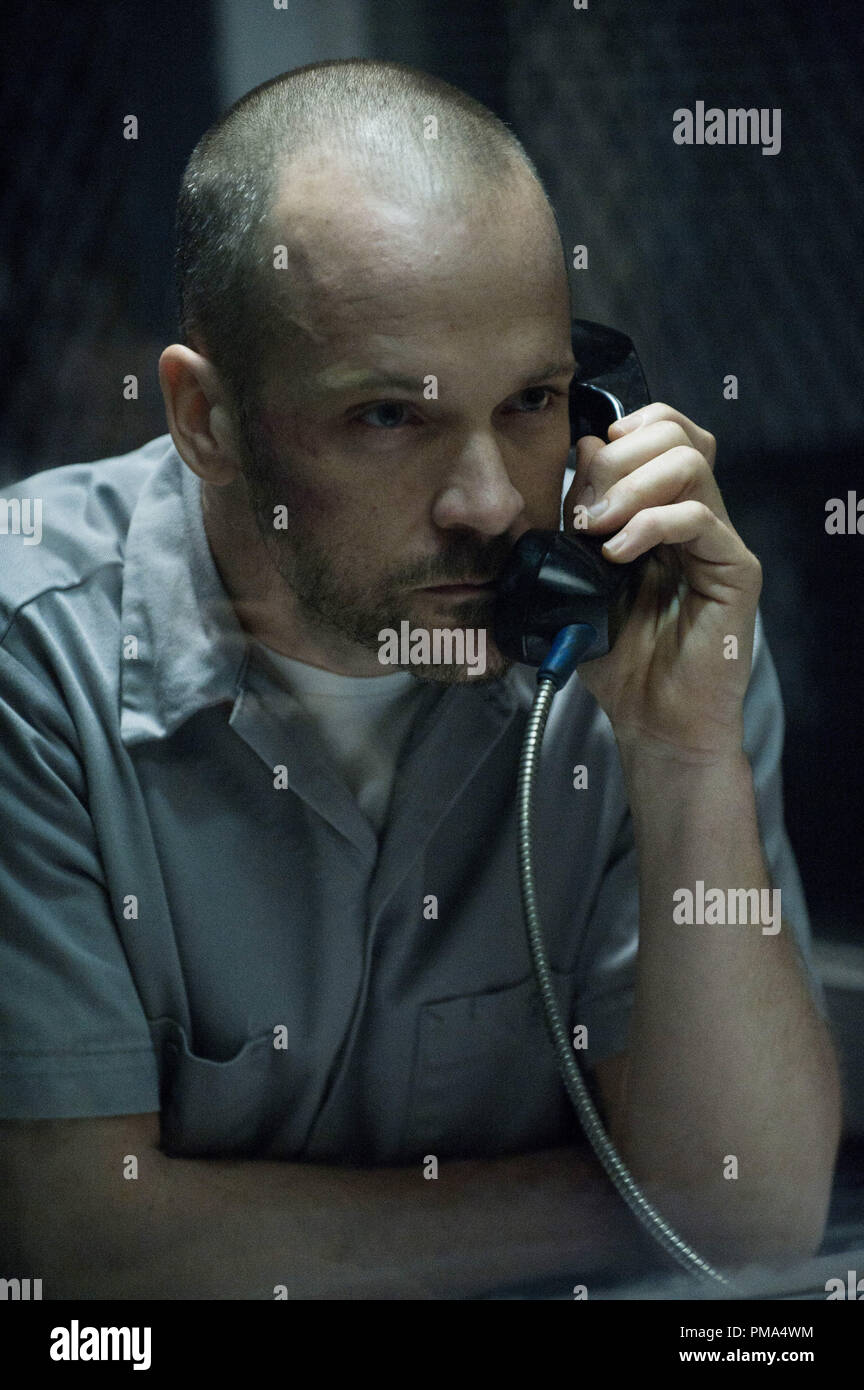 Ray Seward (Peter Sarsgaard) - The Killing - Season 3, Episode 2 ...
