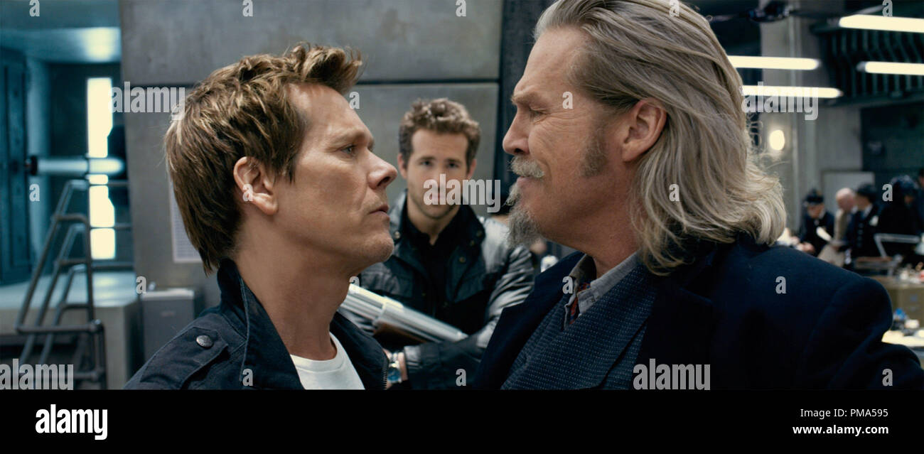 (L to R) Hayes (KEVIN BACON), Nick (RYAN REYNOLDS) and Roy (JEFF ...
