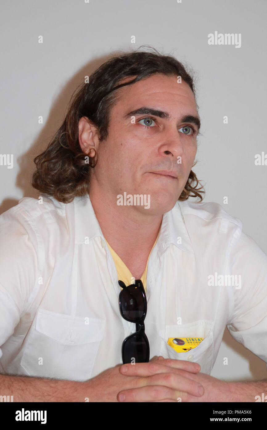 Joaquin Phoenix "Her" Portrait Session, November 18, 2013. Reproduction ...