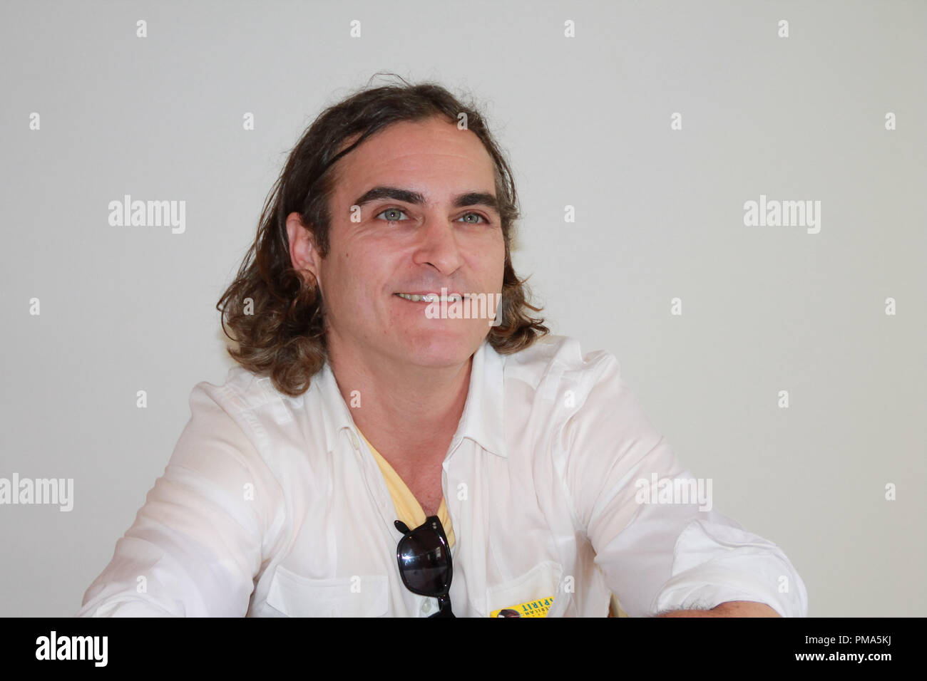Celebrity interview portrait hi-res stock photography and images - Alamy