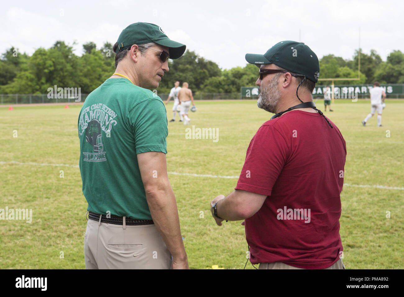 Jim Caviezel (left) and author Neil Hayes on the set of TriStar ...