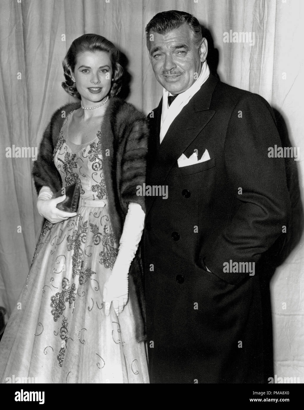 Grace kelly 1954 oscars hi-res stock photography and images - Alamy