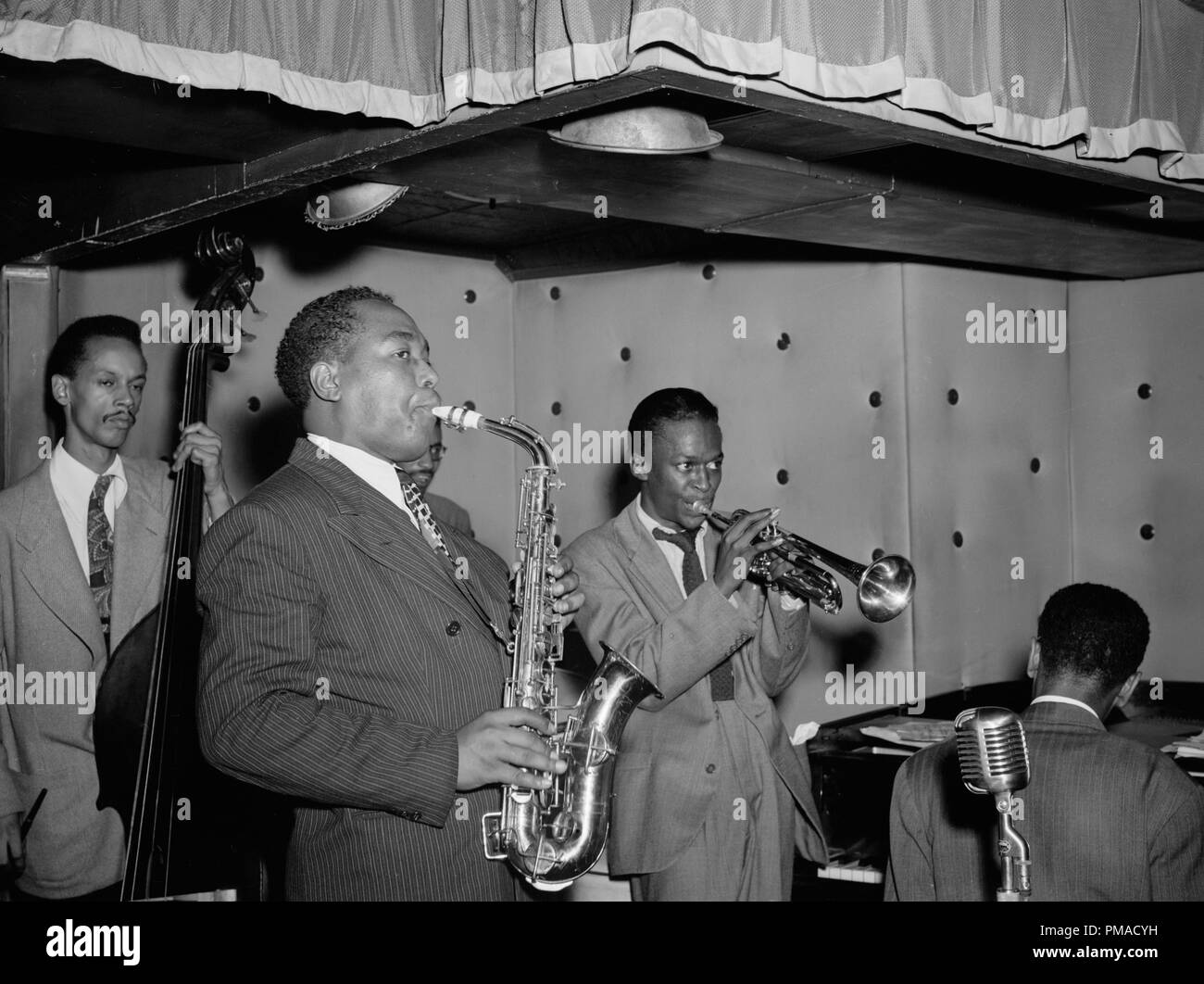 William parker jazz hi-res stock photography and images - Alamy