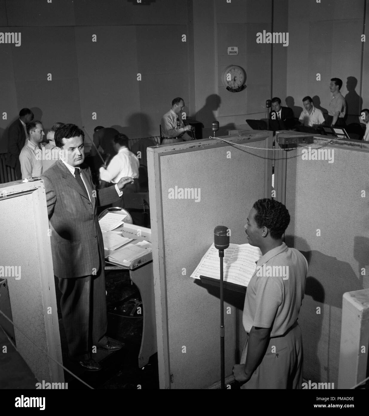 Riddle nelson Black and White Stock Photos & Images - Alamy