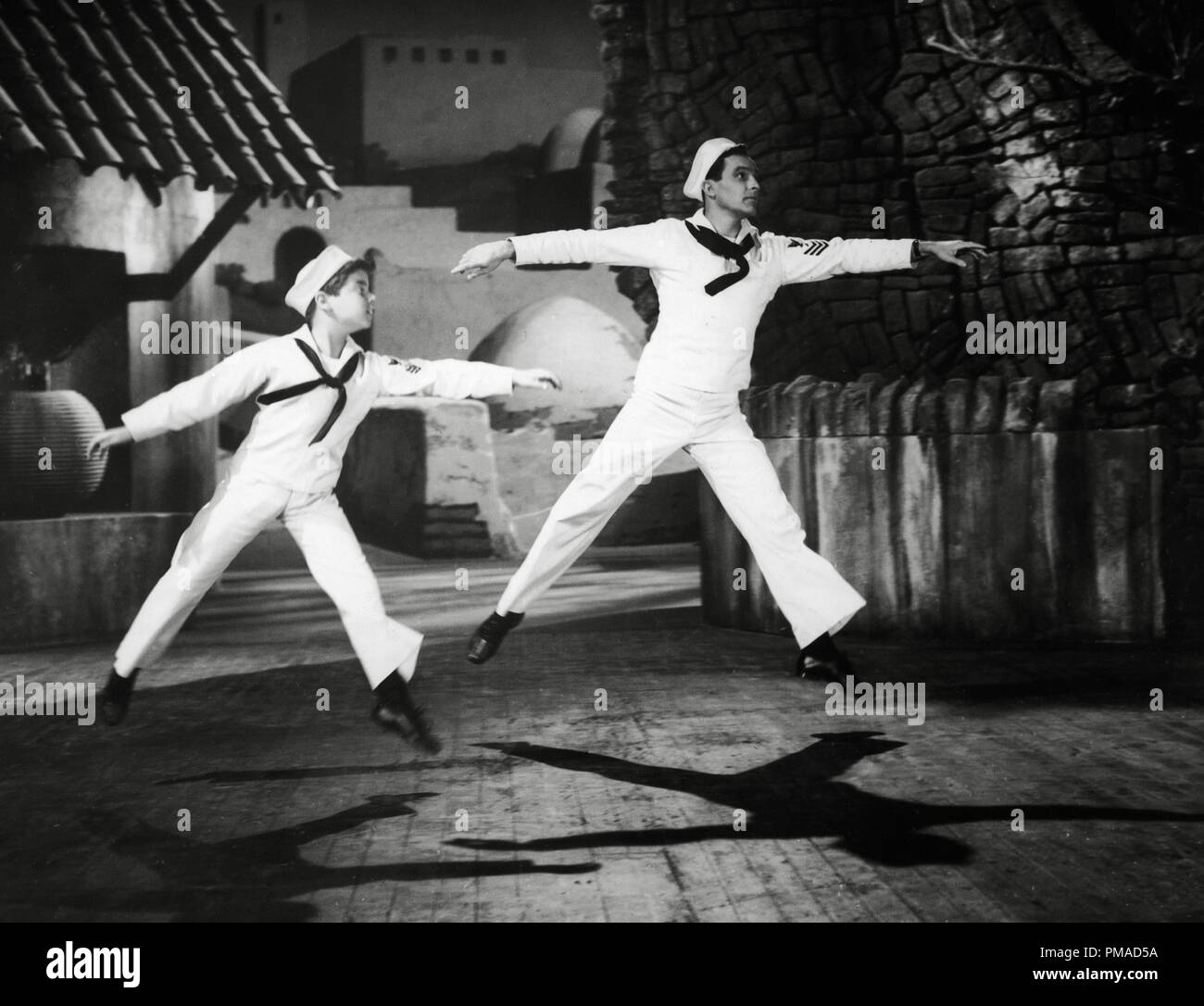 Black dance 1950s hi-res stock photography and images - Alamy