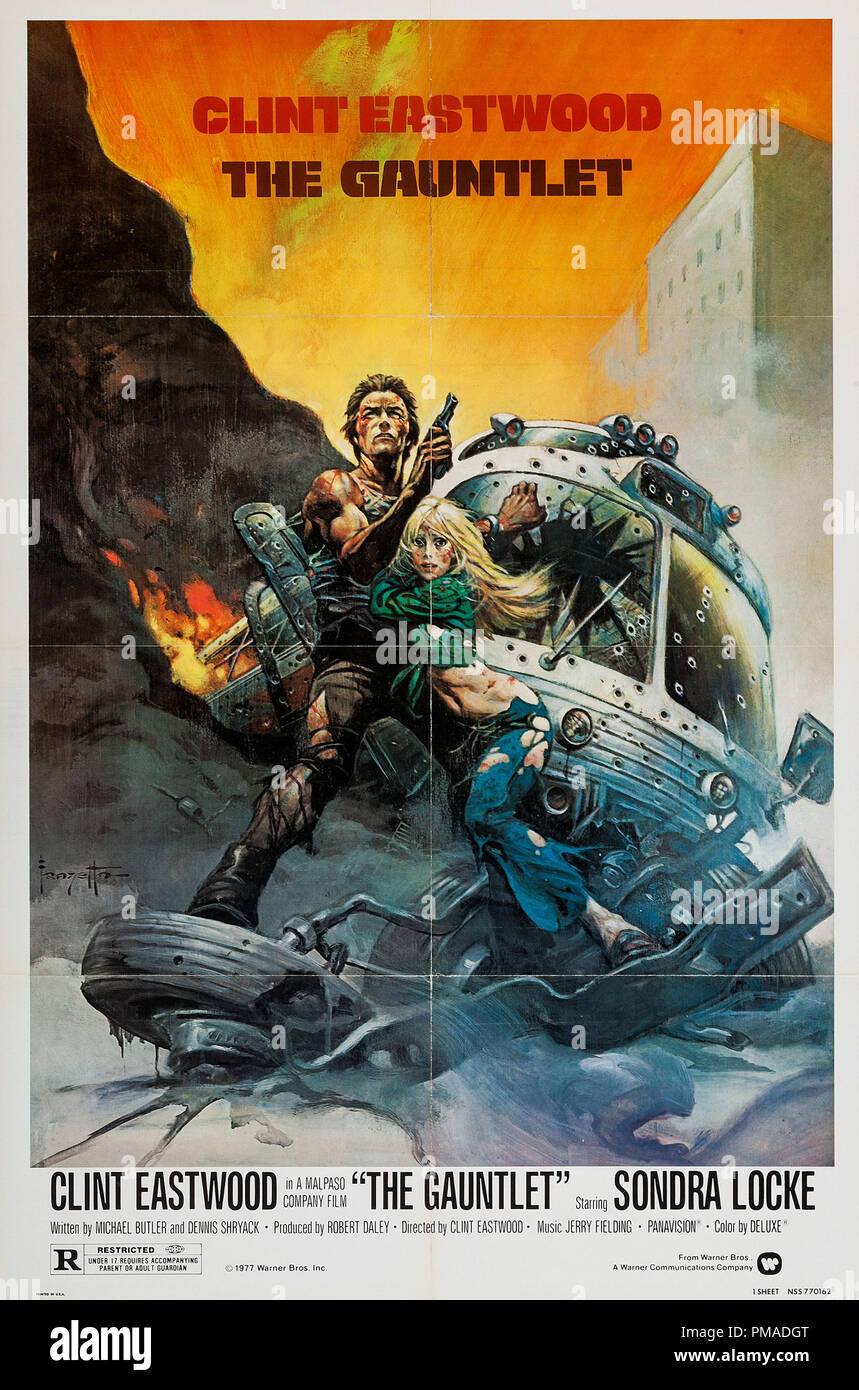 The gauntlet movie poster hi-res stock photography and images - Alamy