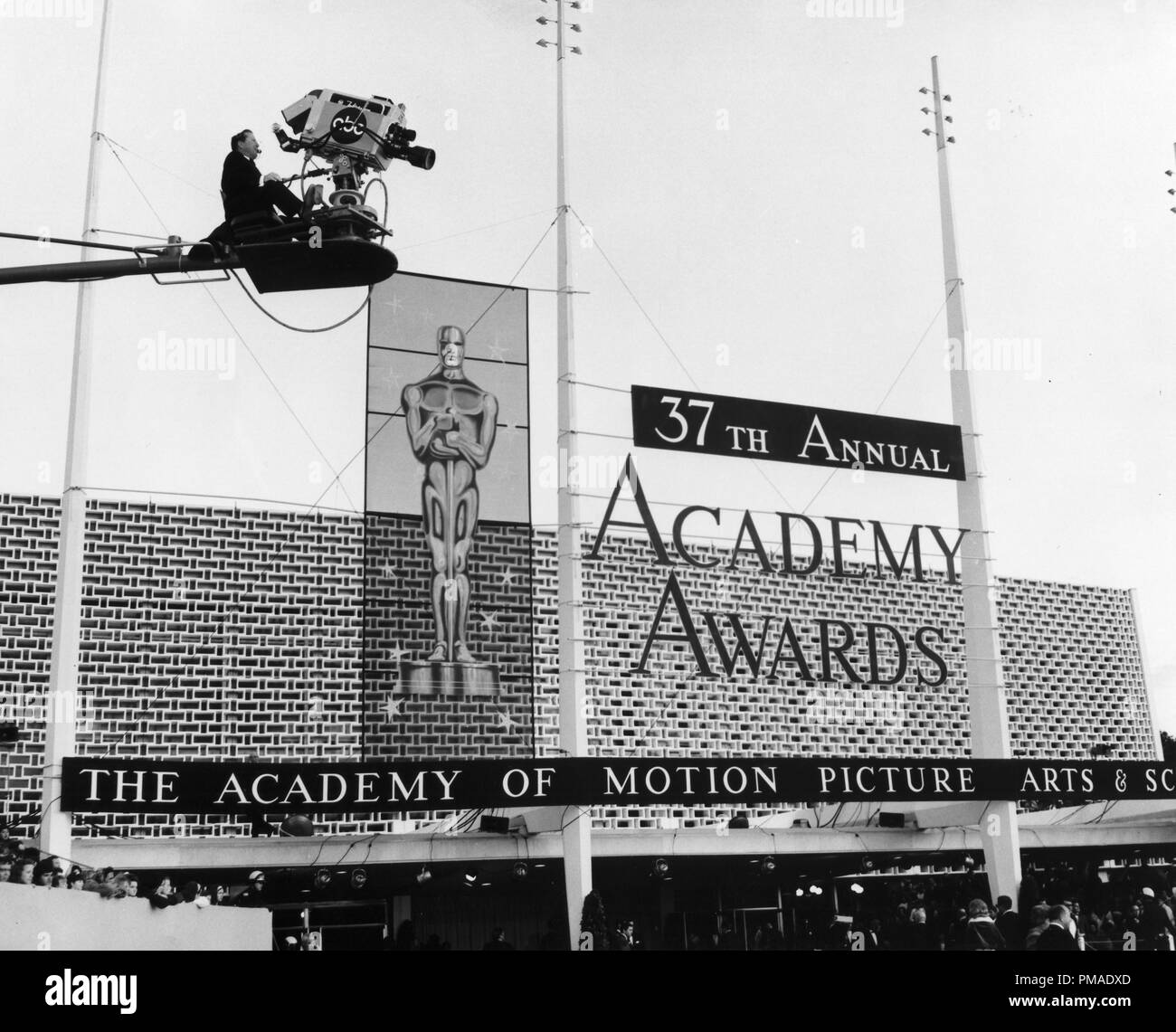 Academy awards 1965 hi-res stock photography and images - Alamy