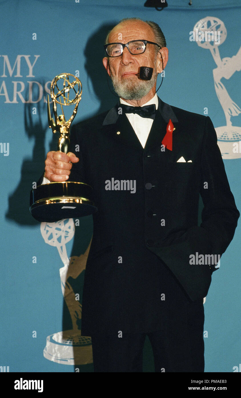 Hume Cronyn at the 1992 Emmy Awards © JRC /The Hollywood Archive - All ...