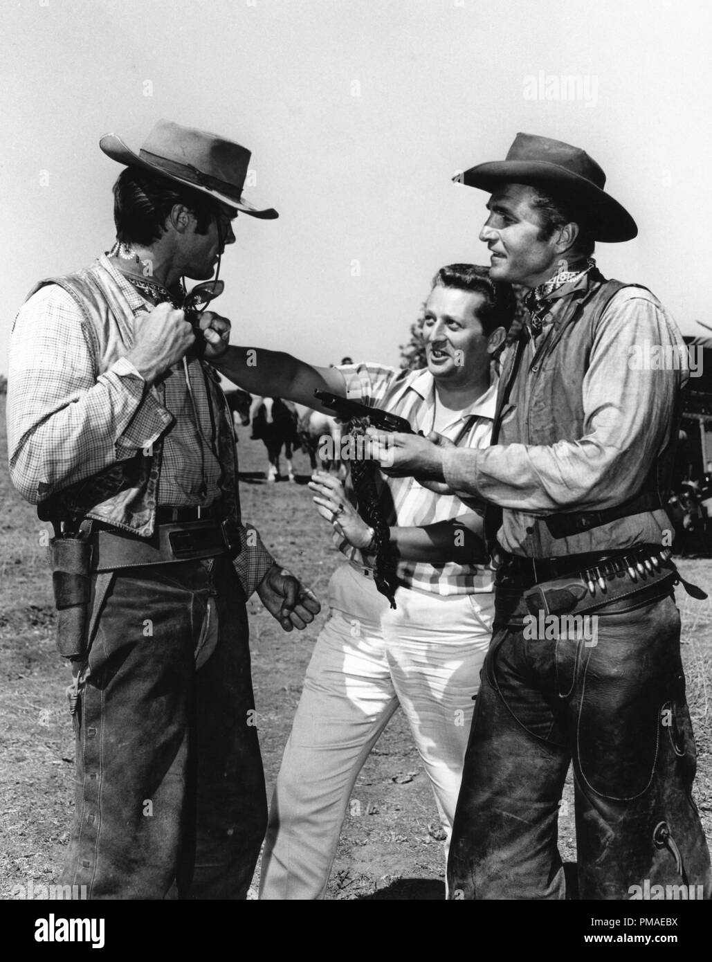 Clint eastwood rawhide hi-res stock photography and images - Alamy