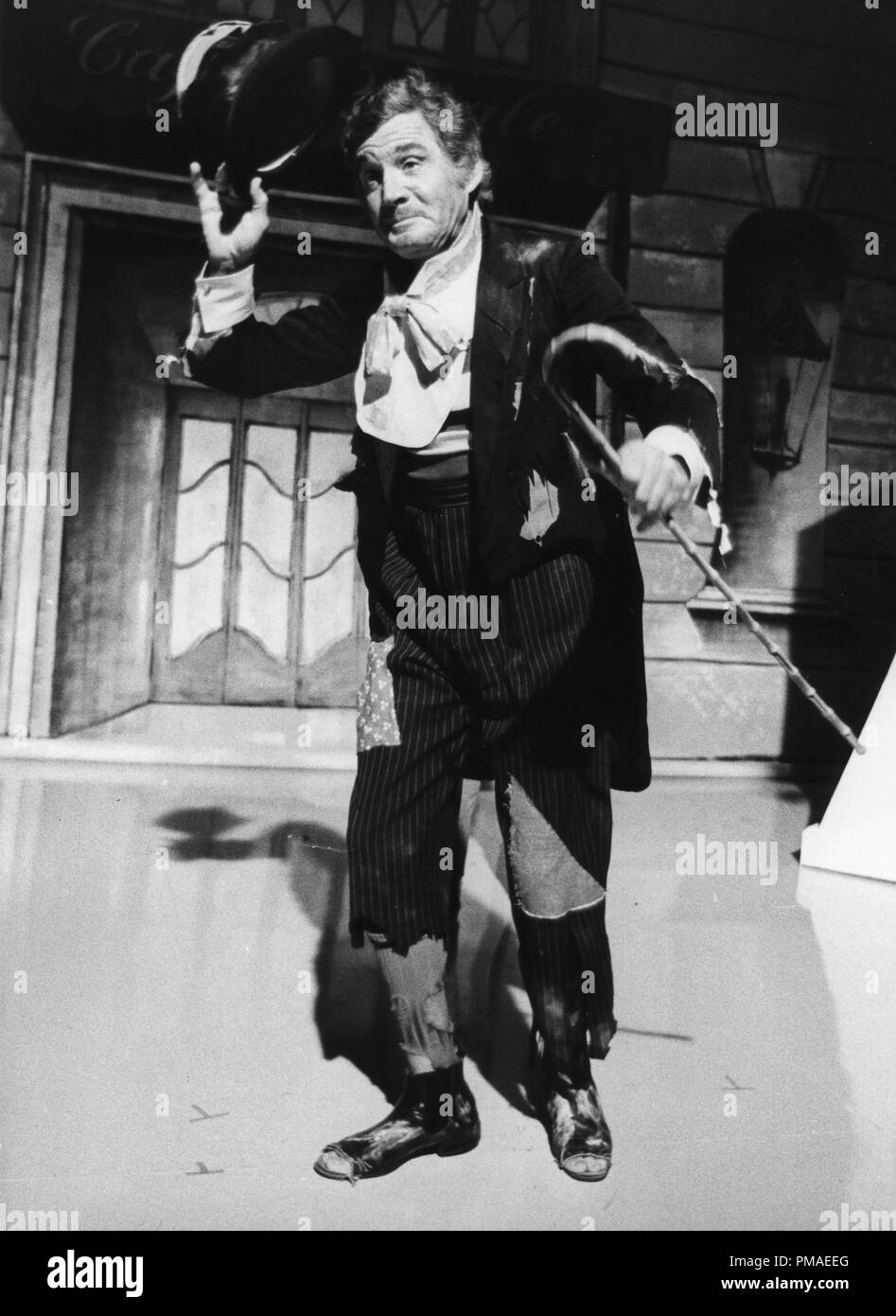 Gene barry hi-res stock photography and images - Alamy