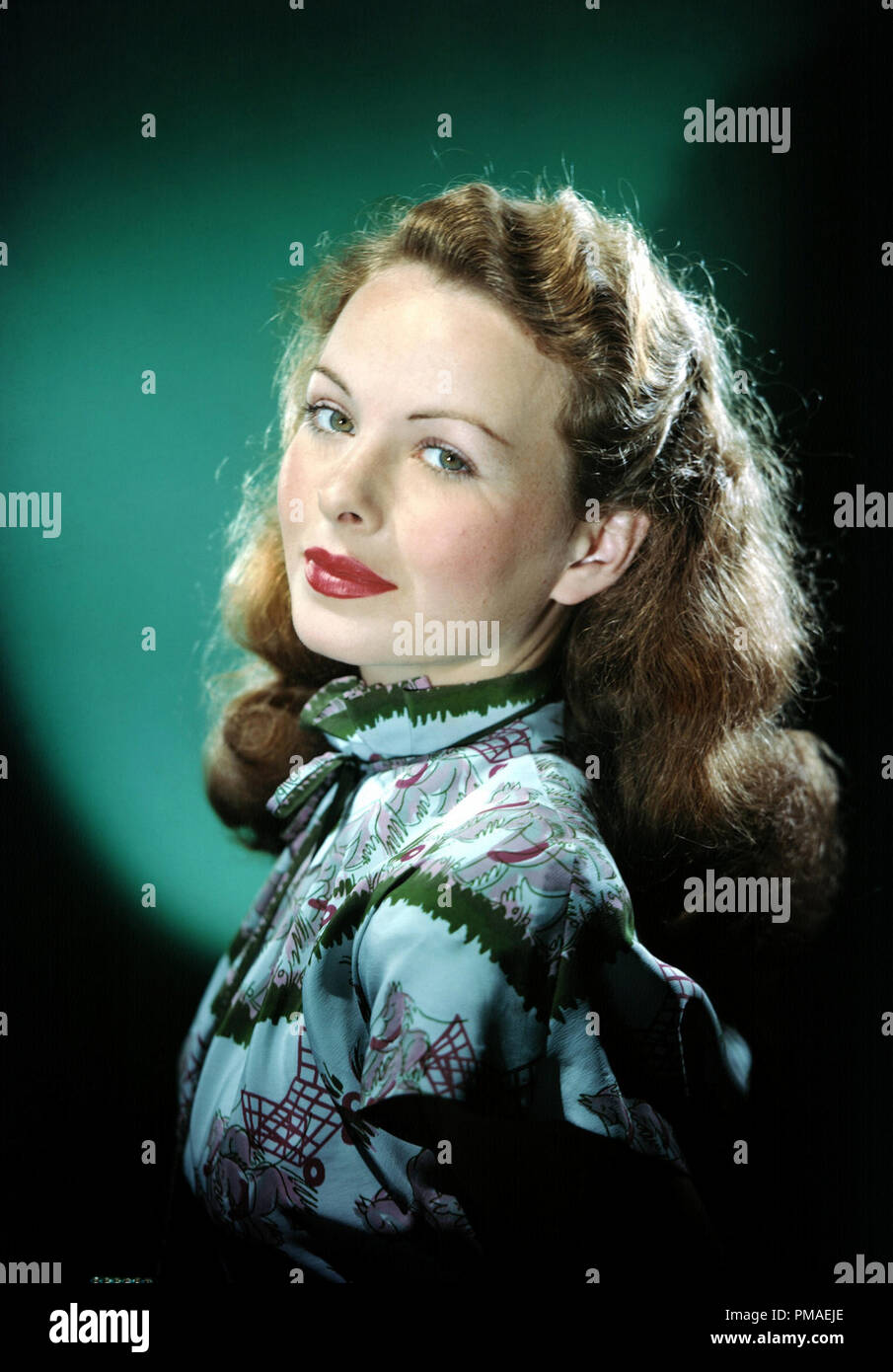 Jeanne Crain, circa 1946 File Reference # 32509 946THA Stock Photo - Alamy