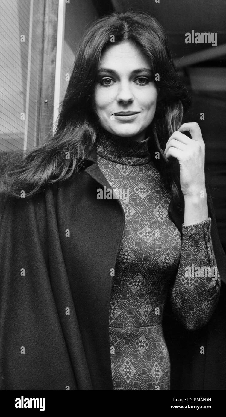 Jacqueline bisset hi-res stock photography and images - Alamy