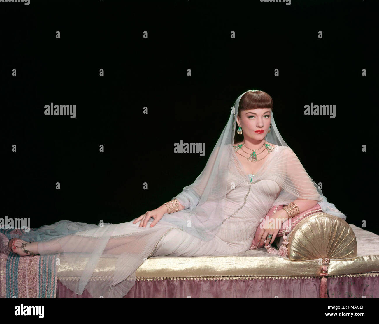 Anne baxter hi-res stock photography and images - Alamy