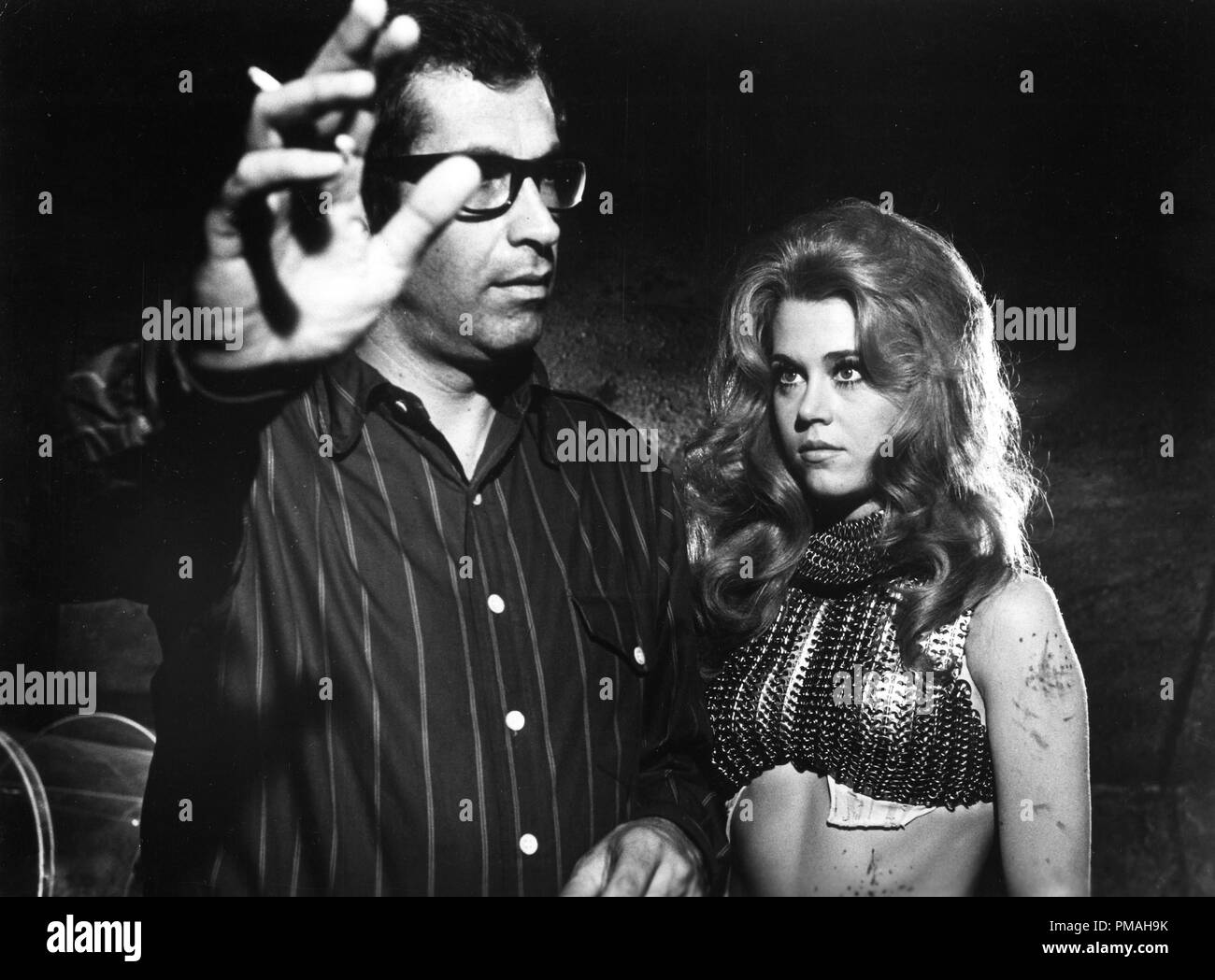 Jane fonda roger vadim barbarella Black and White Stock Photos & Images ...