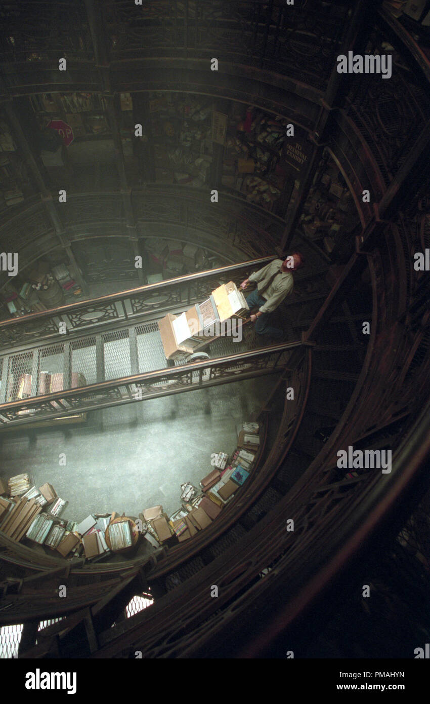 DAMIAN LEWIS in the memory warehouse in Castle Rock Entertainment's and ...