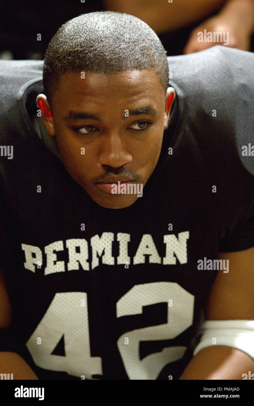 LEE THOMPSON YOUNG as running back Chris Comer in Imagine Entertainment ...