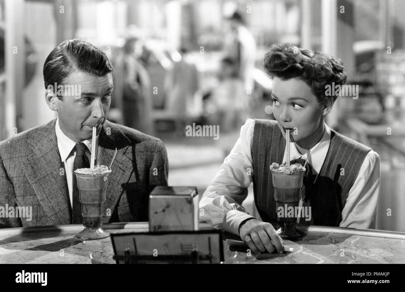 Jane wyman 1947 hi-res stock photography and images - Alamy