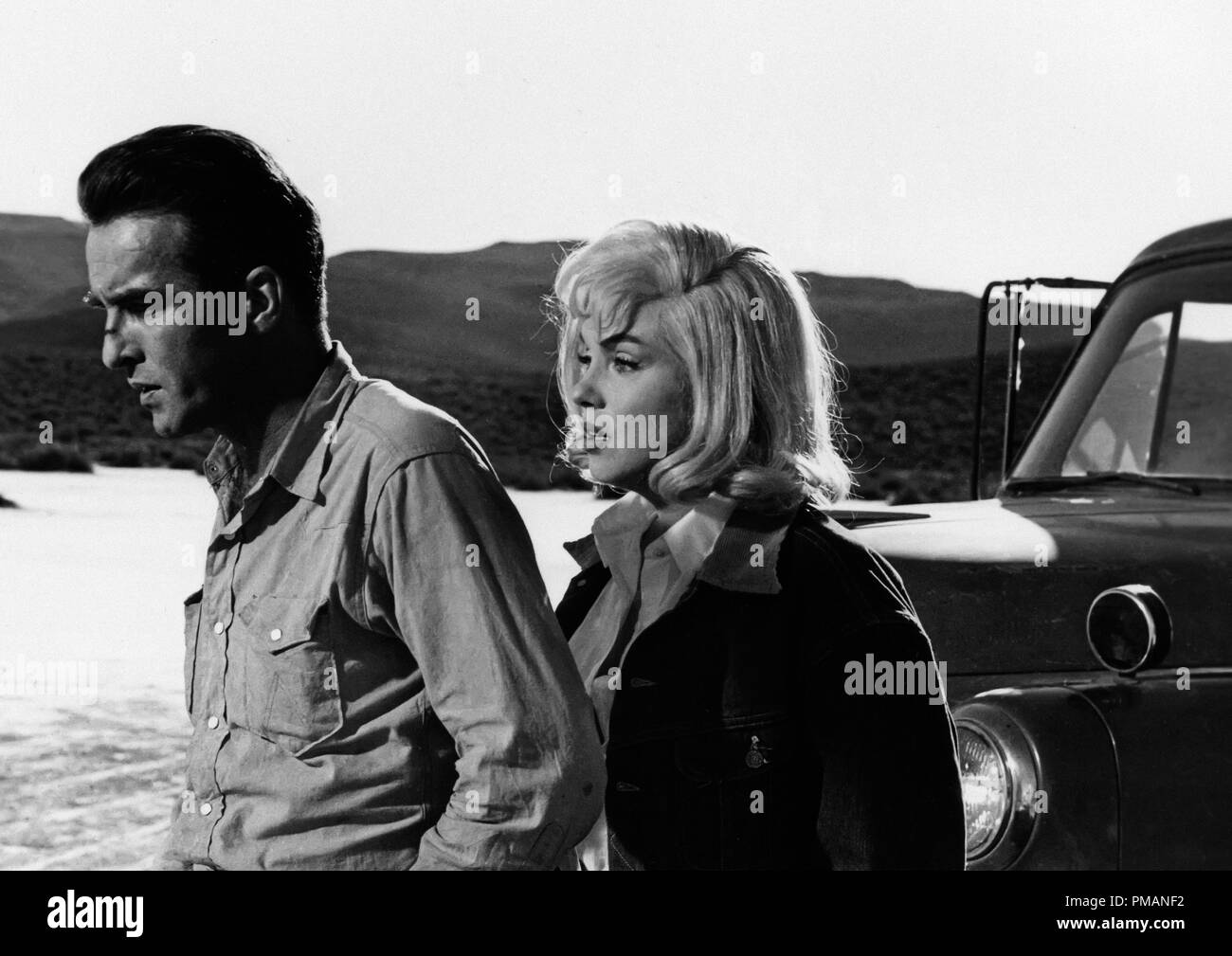 Studio Publicity Still: "The Misfits" Montgomery Clift, Marilyn Monroe ...
