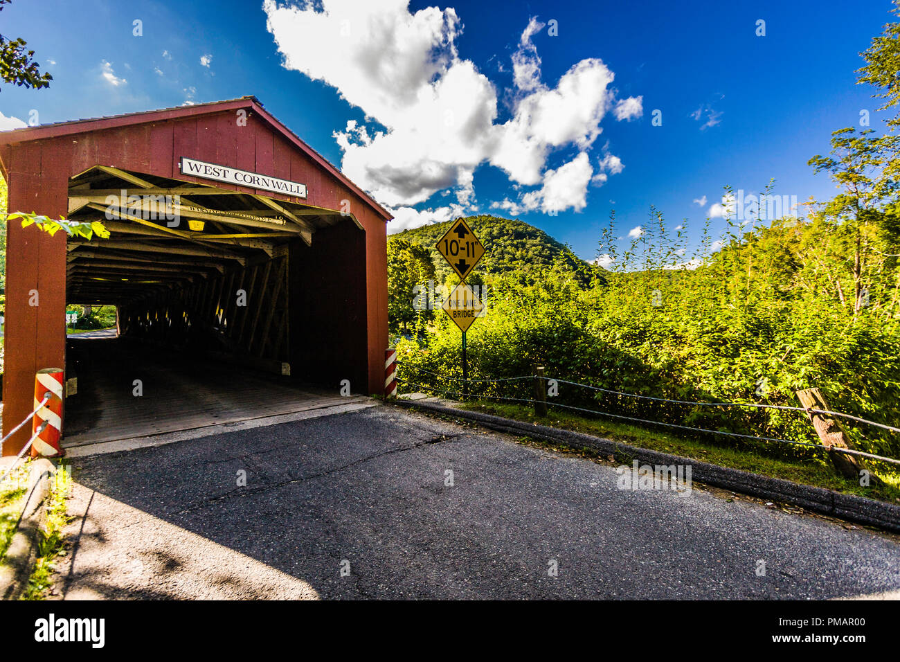 Cornwall bridge railroad station hi-res stock photography and images ...