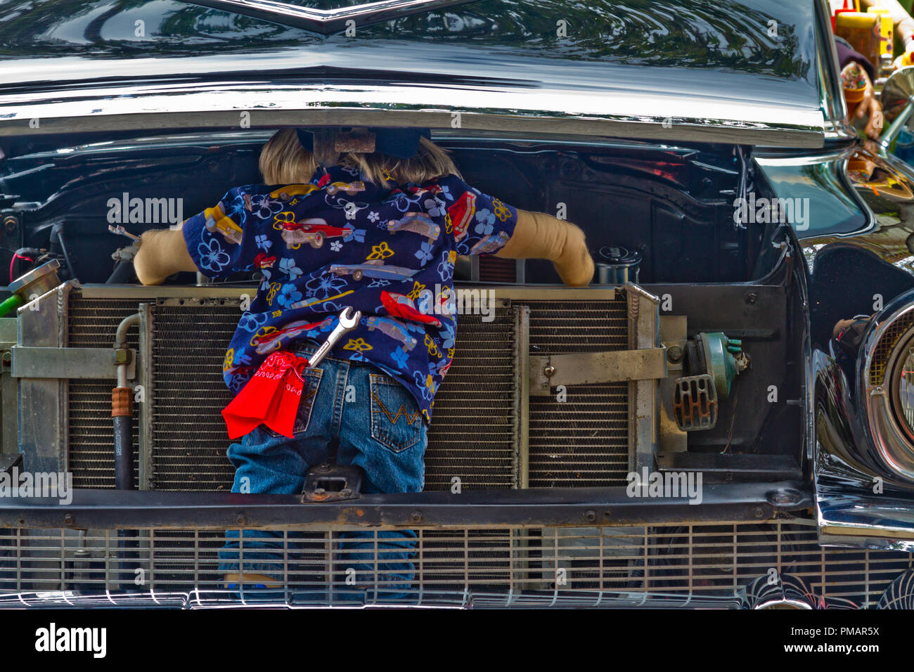 Mechanic car funny hi-res stock photography and images - Alamy