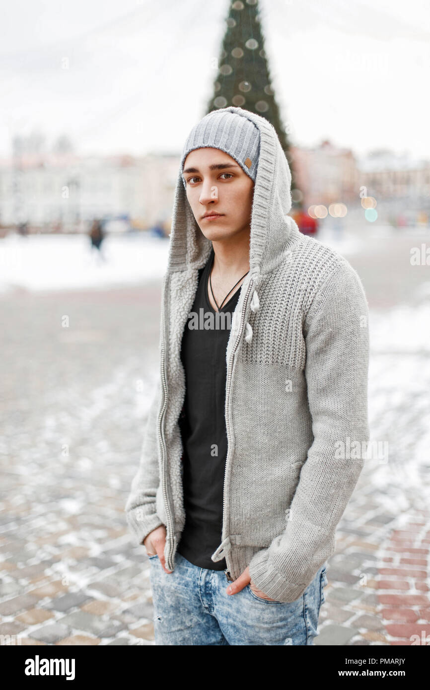 Male model posing in snow hi-res stock photography and images - Alamy