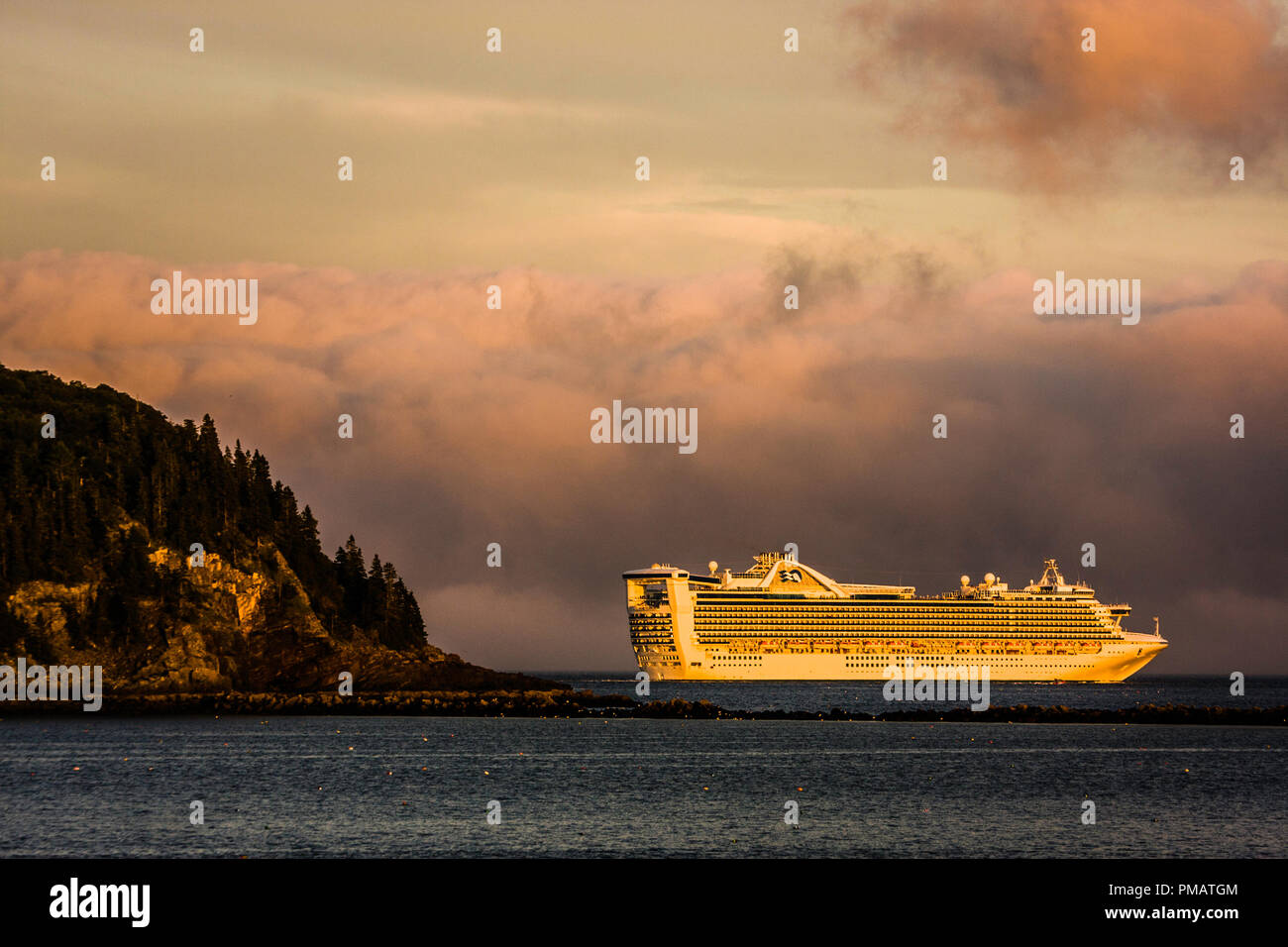 Caribbean Princess Cruse Ship Bar Harbor, Maine, USA Stock Photo - Alamy