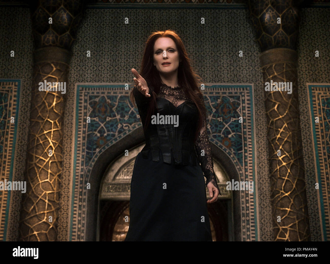 Warrior queen movie hi-res stock photography and images - Alamy