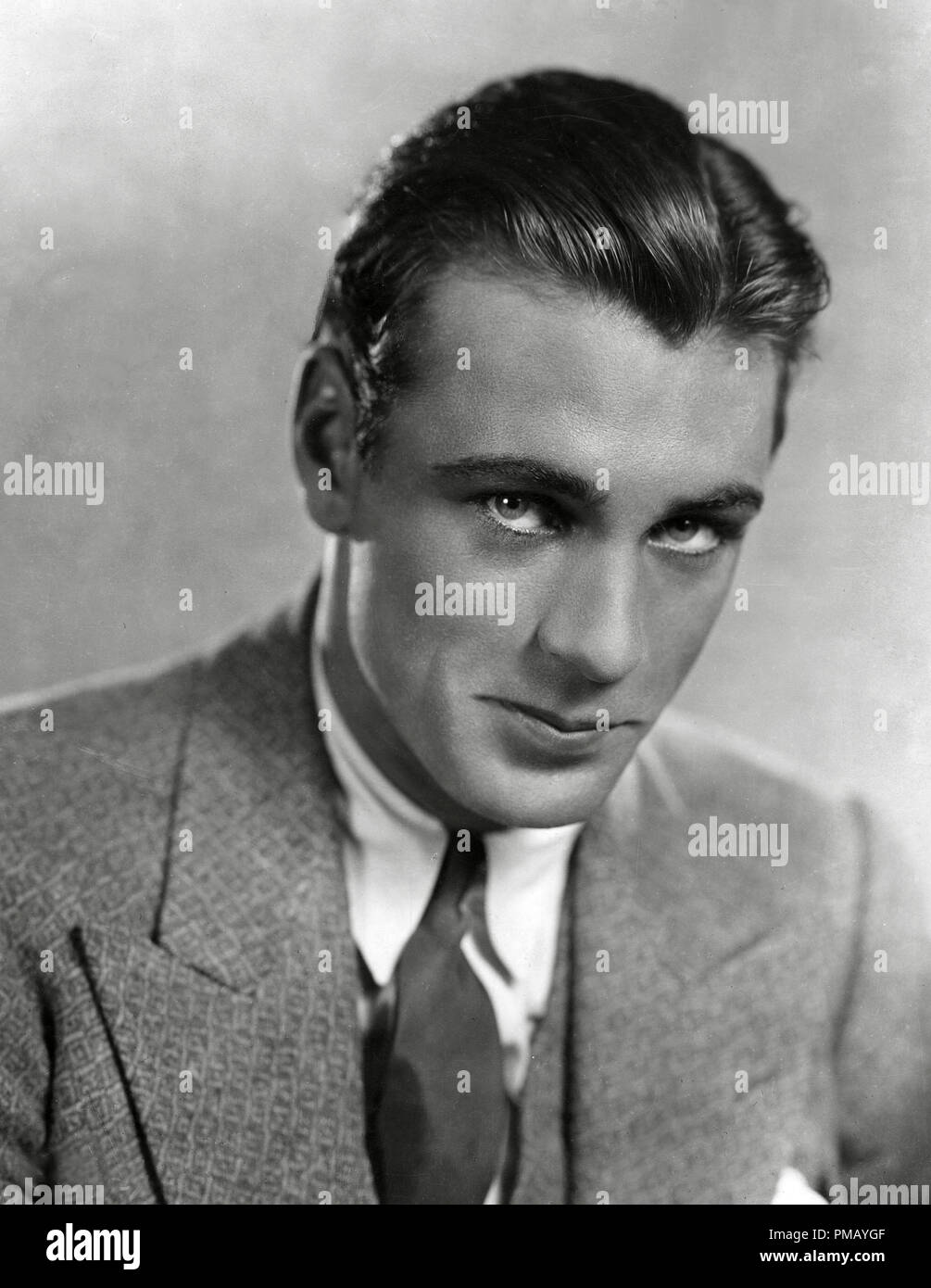 Gary cooper publicity photo hi-res stock photography and images - Alamy