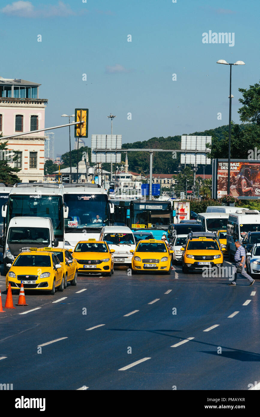 ISTANBUL, TURKEY, JULY 11, 2017: Traffic jam in the historical center ...