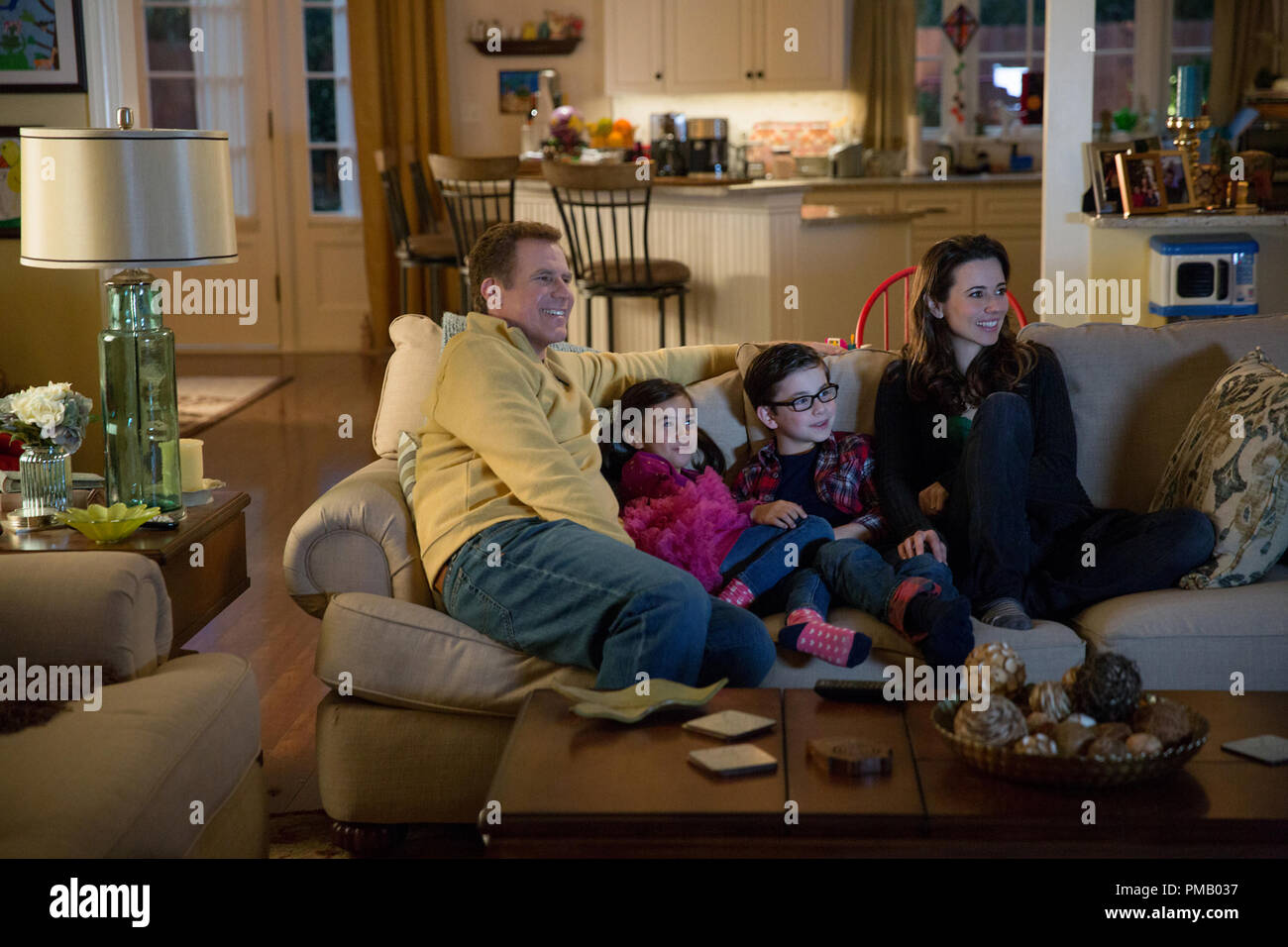 Scarlett Estevez And Owen Vaccaro High Resolution Stock Photography and ...