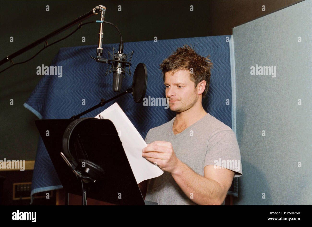 Chicken little movie still hi-res stock photography and images - Alamy