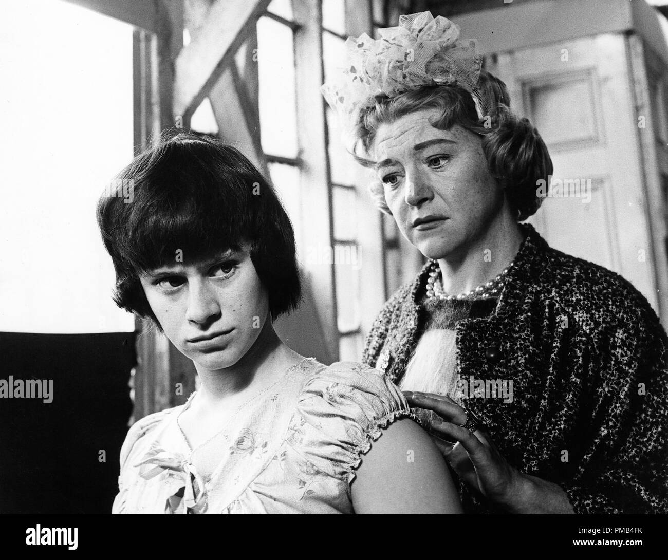Dora bryan hi-res stock photography and images - Alamy