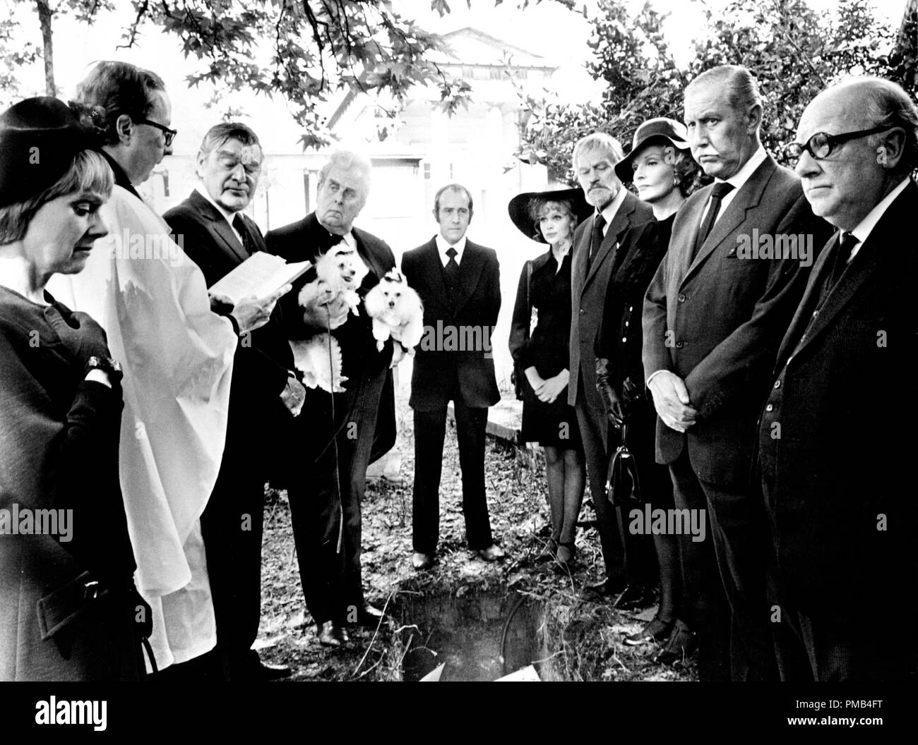 Renee Asherson, Charles Sinnickson, Jack Hawkins, Robert Morley, Ian ...