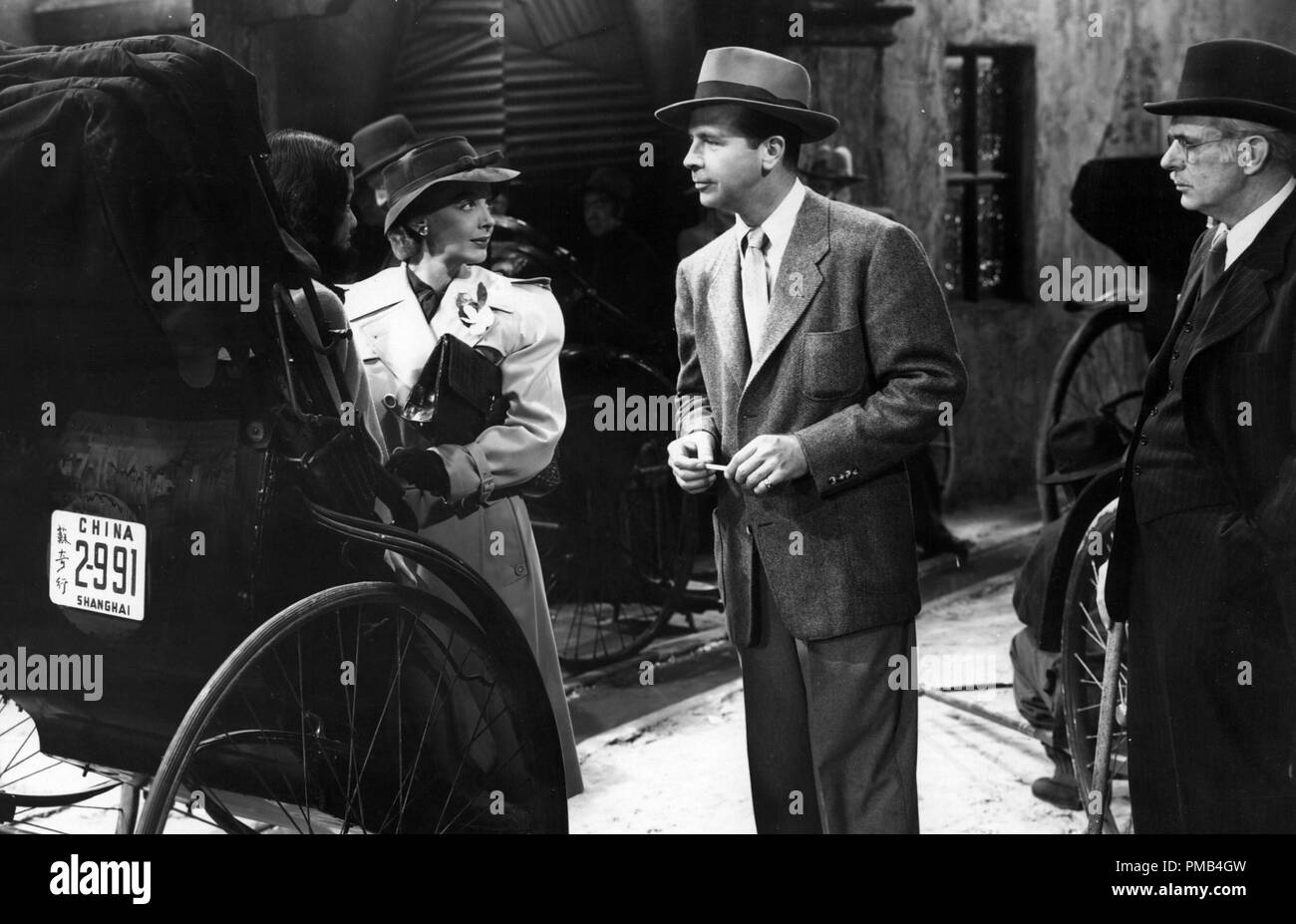 Signe Hasso, Dick Powell, "To The Ends Of The Earth" (1948) Columbia ...