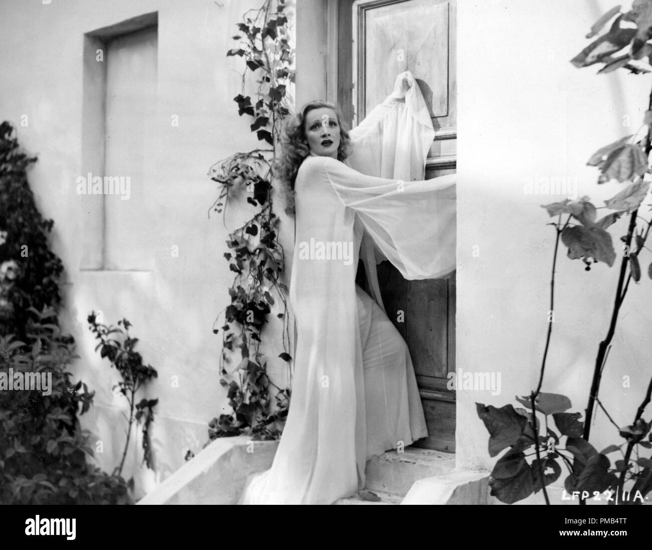 Marlene Dietrich, "Knight Without Armour" (1937) United Artists File ...