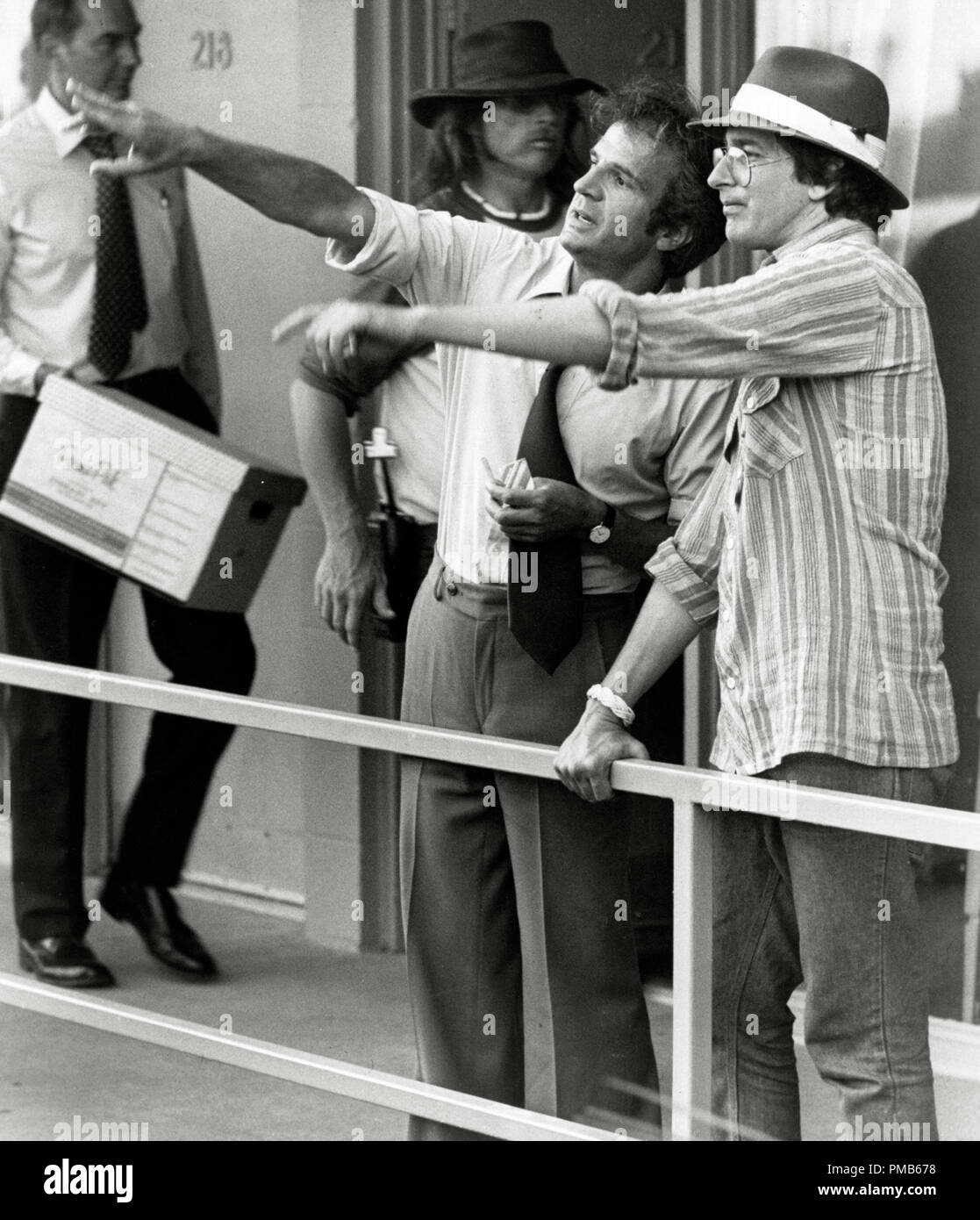 Steven Spielberg and Francois Truffaut, "Close Encounters of the Third ...