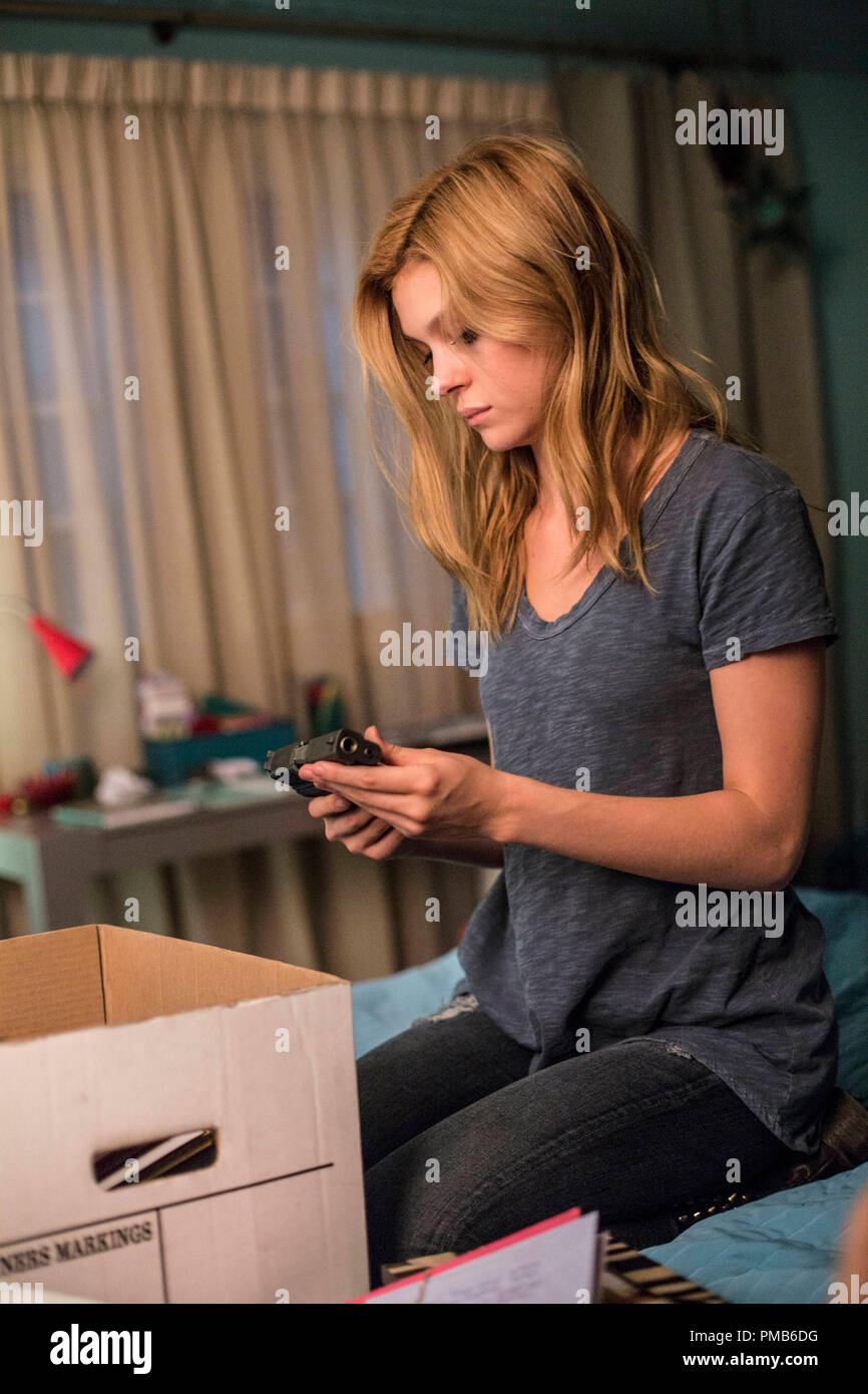 Nicola Peltz stars in A&E's 'Bates Motel.' Photo by Joseph Lederer ...