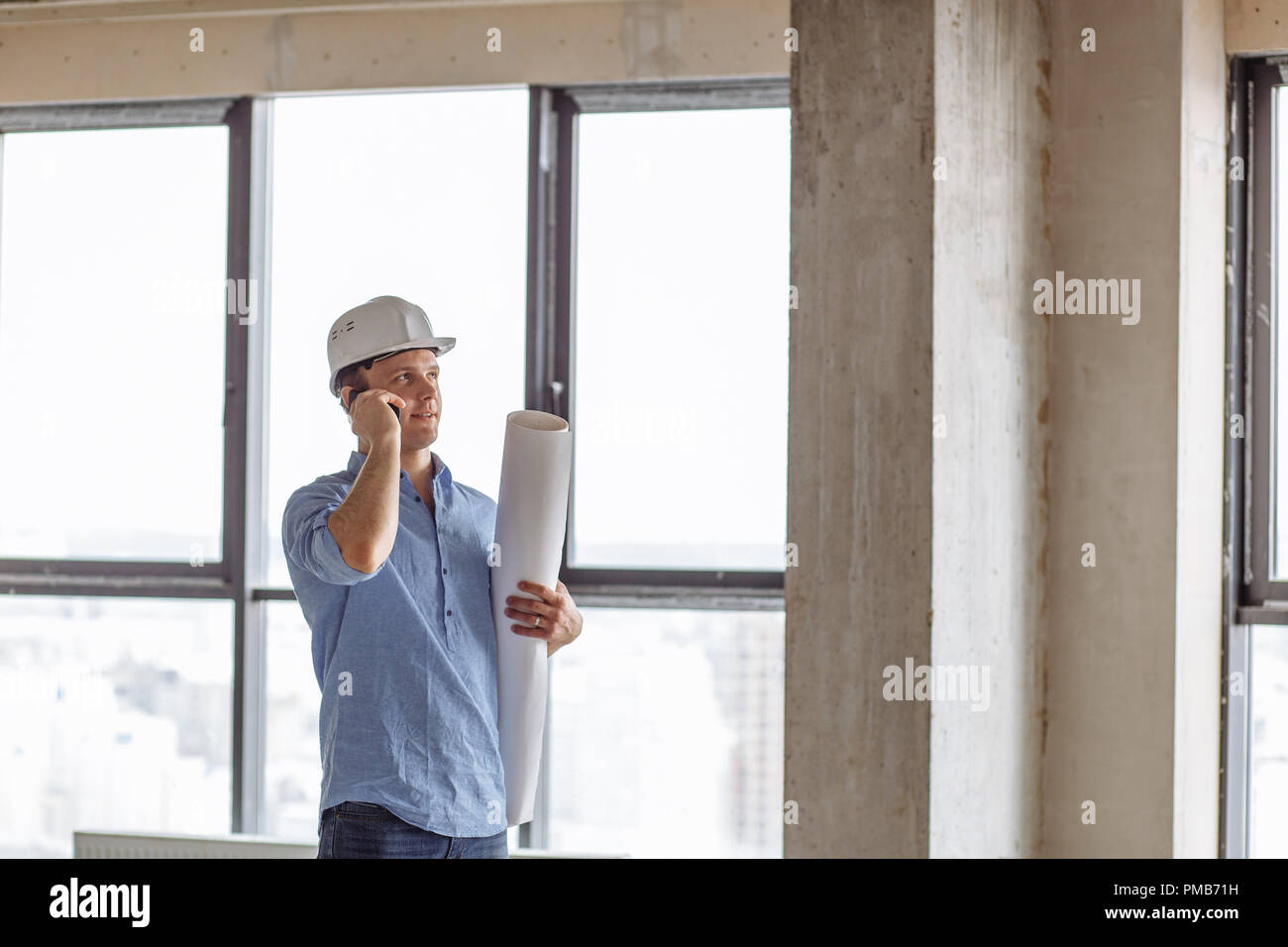 Industrial architect talking client hi-res stock photography and images ...