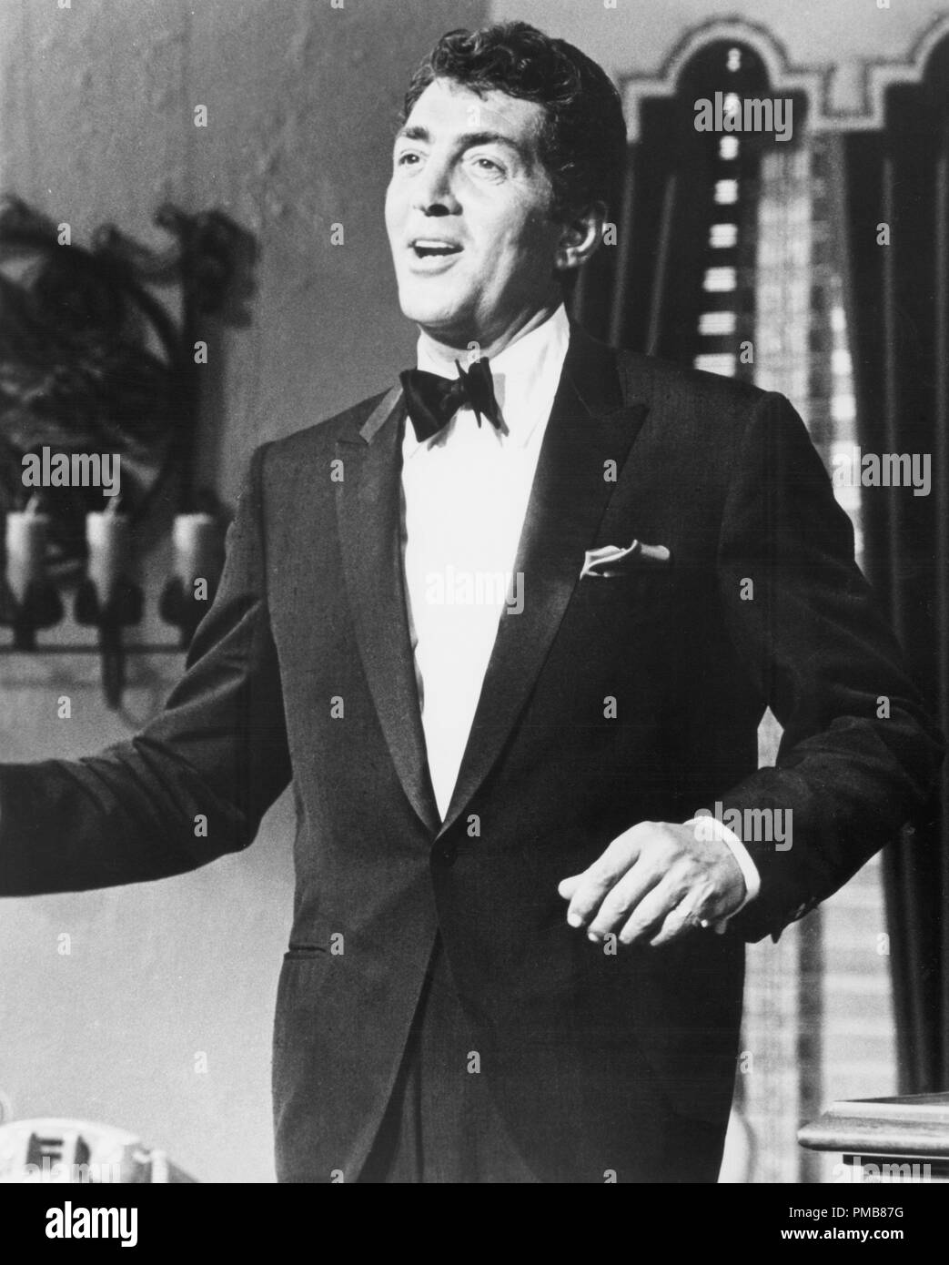 The dean martin show hi-res stock photography and images - Alamy