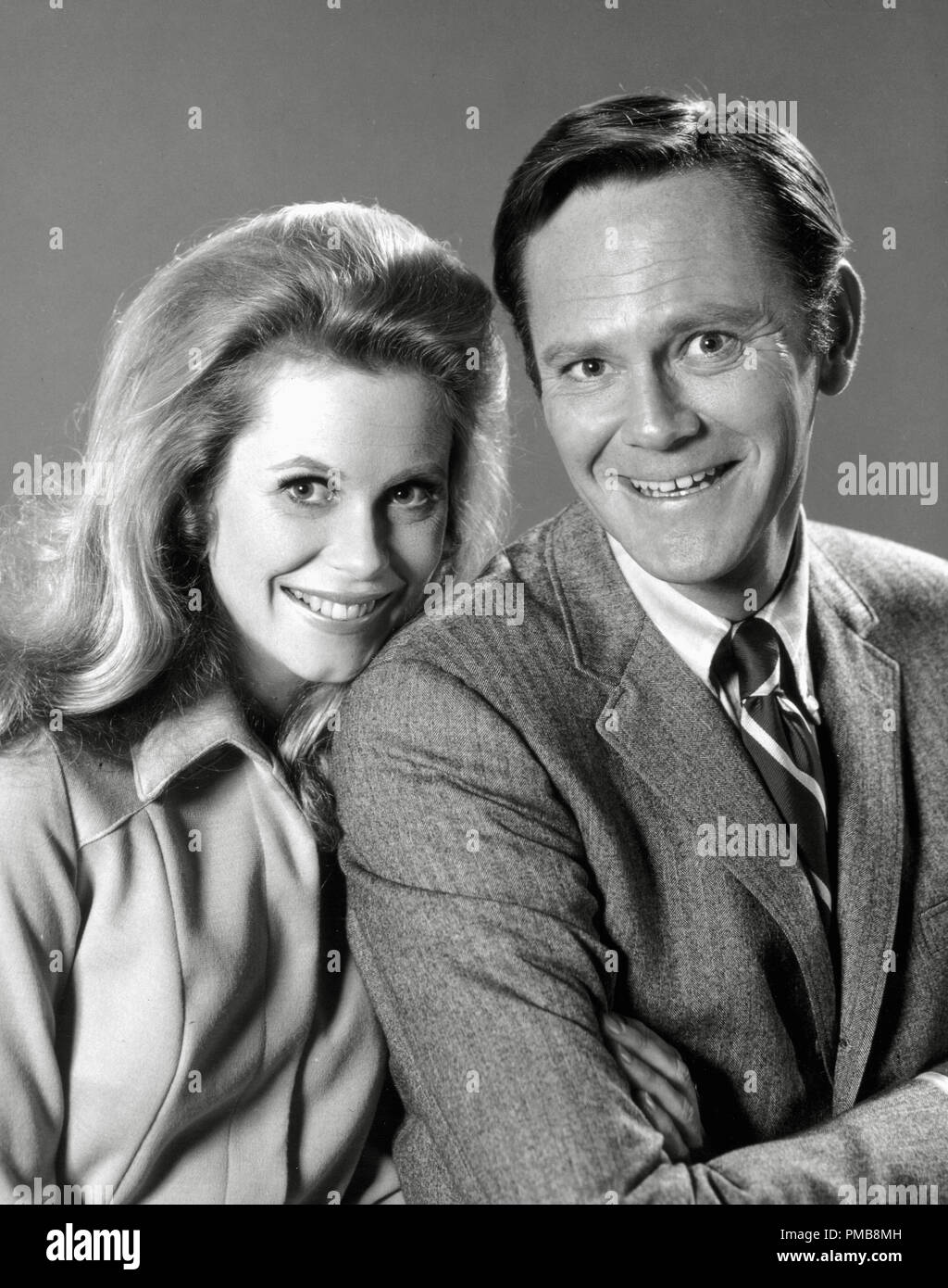 Elizabeth Montgomery and Dick Sargent, "Bewitched" circa 1969 ABC File ...