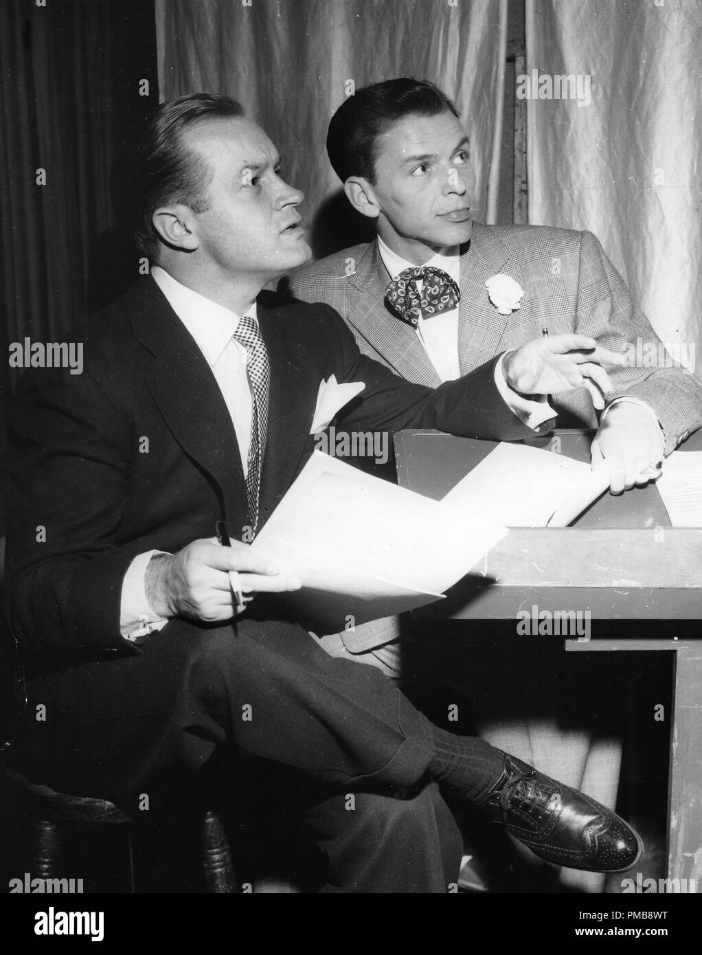 1940s of the frank sinatra show hi-res stock photography and images - Alamy