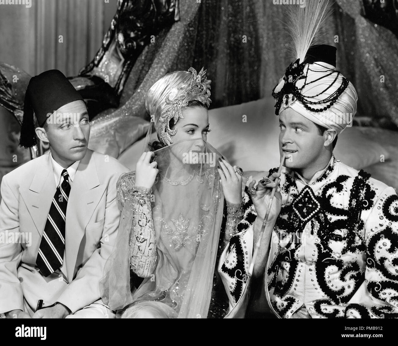 Dorothy lamour bing bob hope hi-res stock photography and images - Alamy