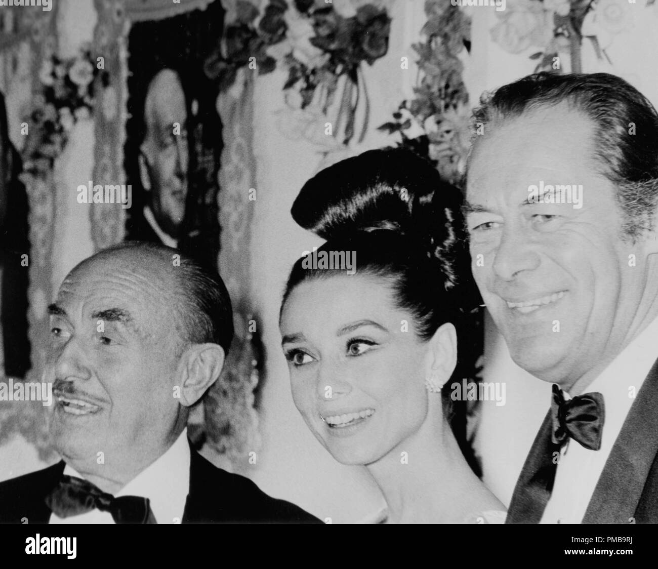 Rex harrison my fair lady 1964 Black and White Stock Photos & Images ...