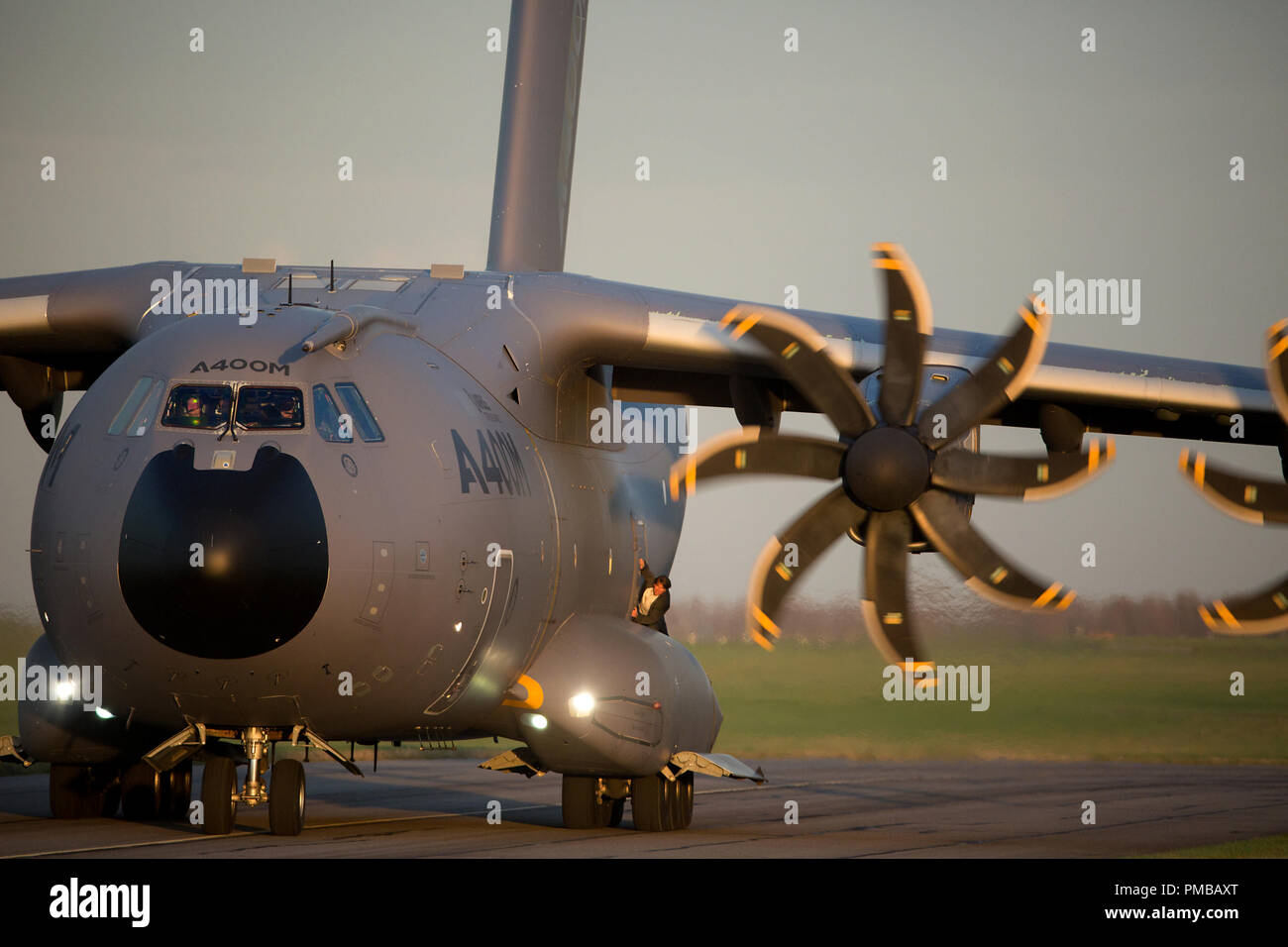 Rogue nation cruise stunt hi-res stock photography and images - Alamy