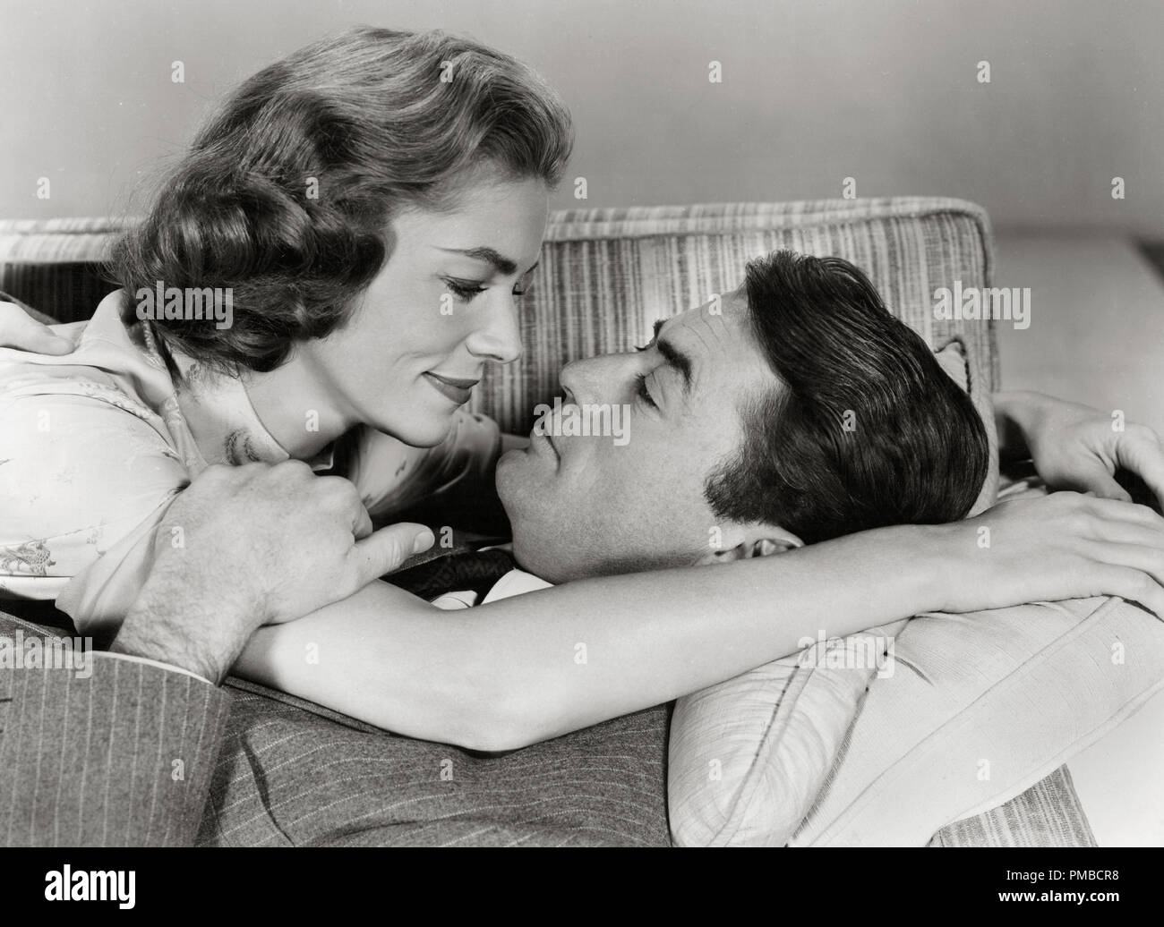 Gregory peck designing woman hi-res stock photography and images - Alamy