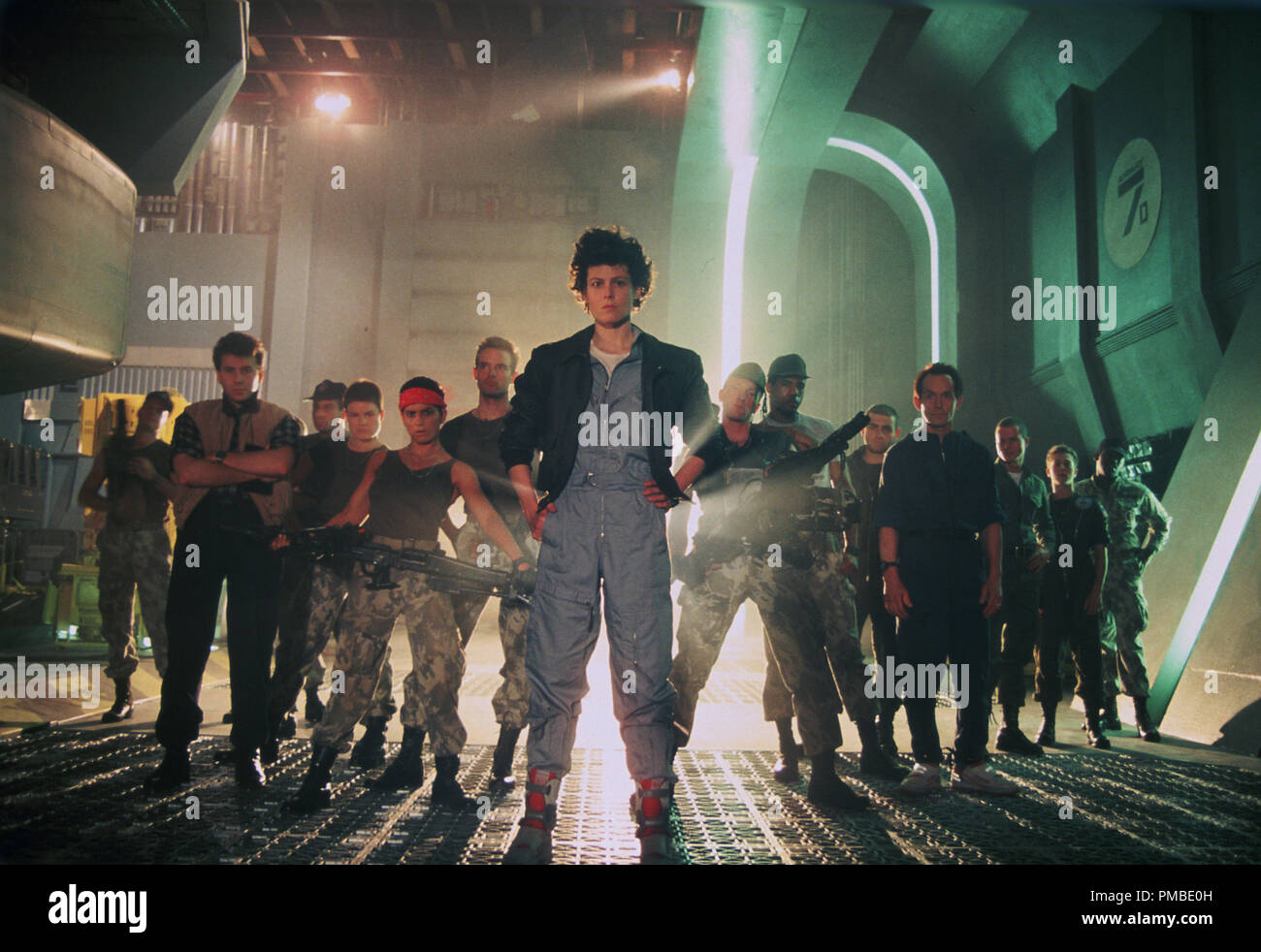 Paul Reiser, Michael Biehn, Sigourney Weaver and Lance Henriksen ...