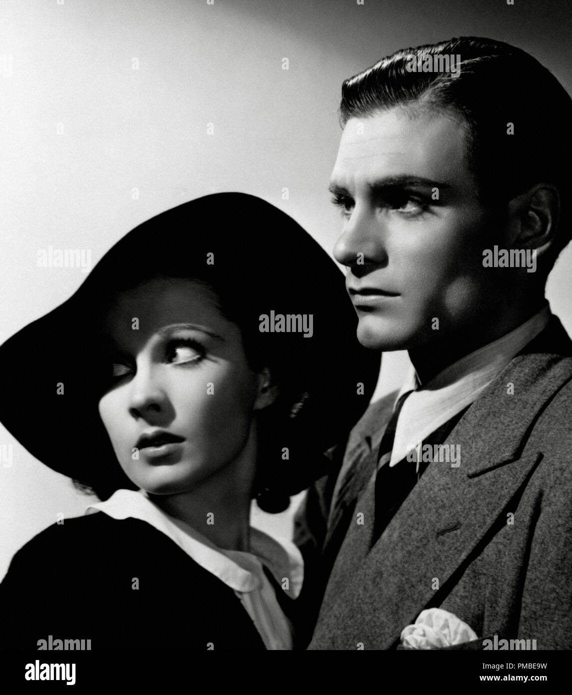 Vivien Leigh, Laurence Olivier, "21 Days" (1940) Columbia Pictures File ...